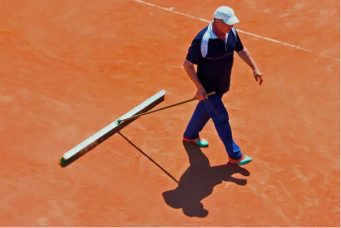 5 Reasons to Buy a Tennis Court Broom for Your Court